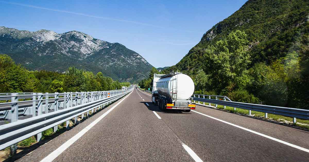 Transport de matières dangereuses - TMD : prévenir les risques et ...