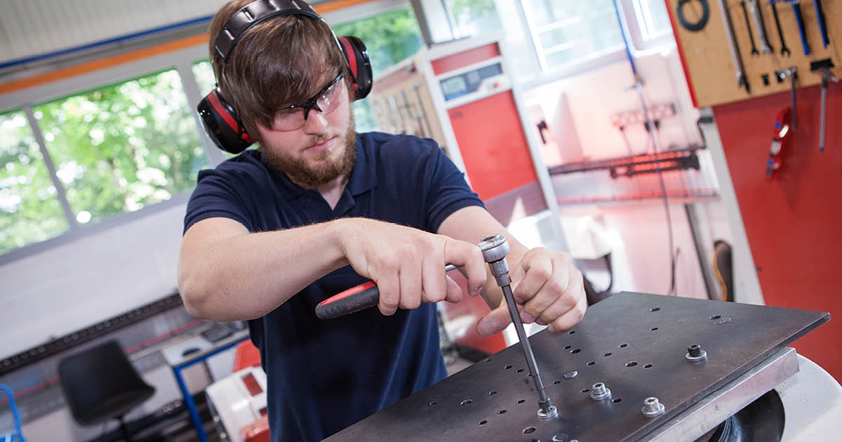Mechanical tests laboratory